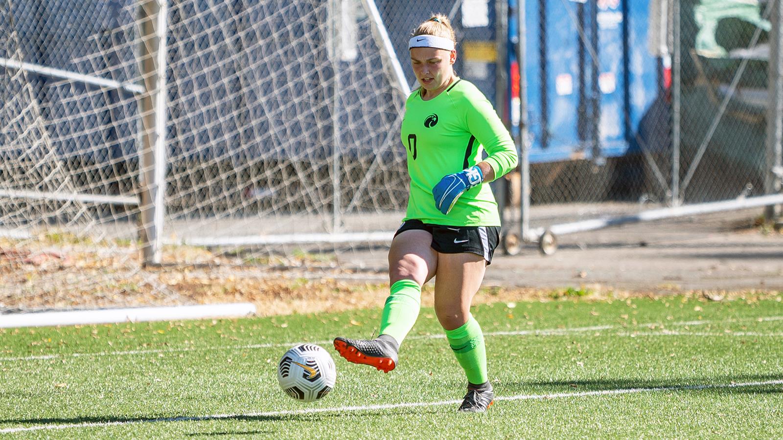 Riley Travis - Women's Soccer - SPU Athletics