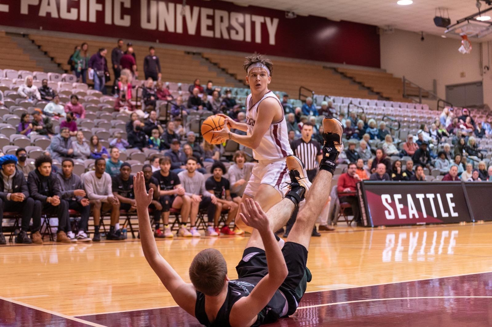 Zack Paulsen - Men's Basketball - SPU Athletics