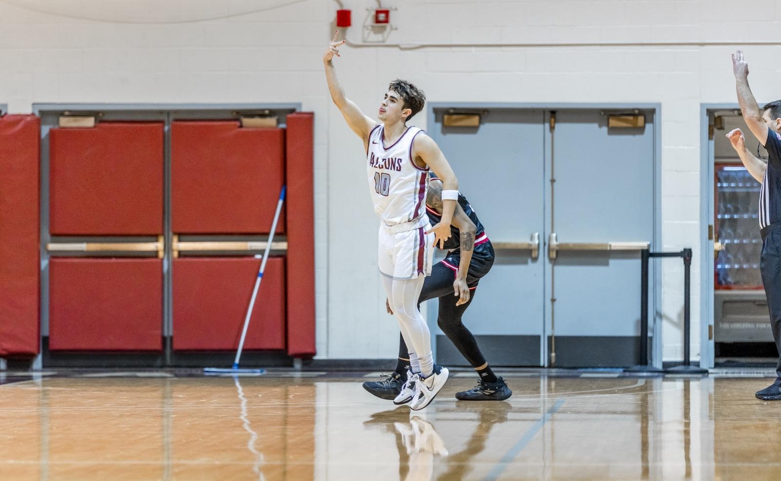 Maui Sze - Men's Basketball - SPU Athletics