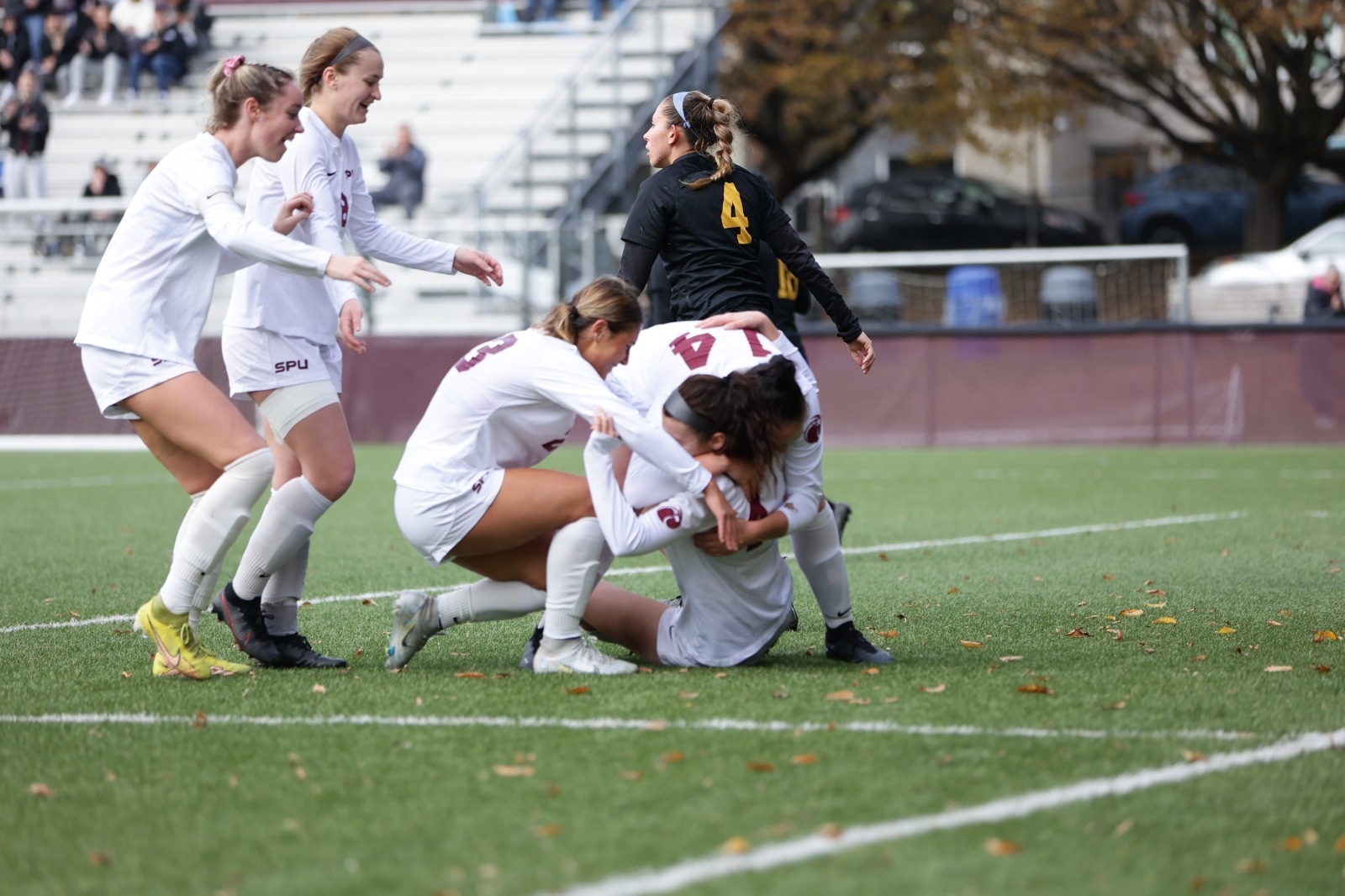 Lauren Forster - Women's Soccer - SPU Athletics