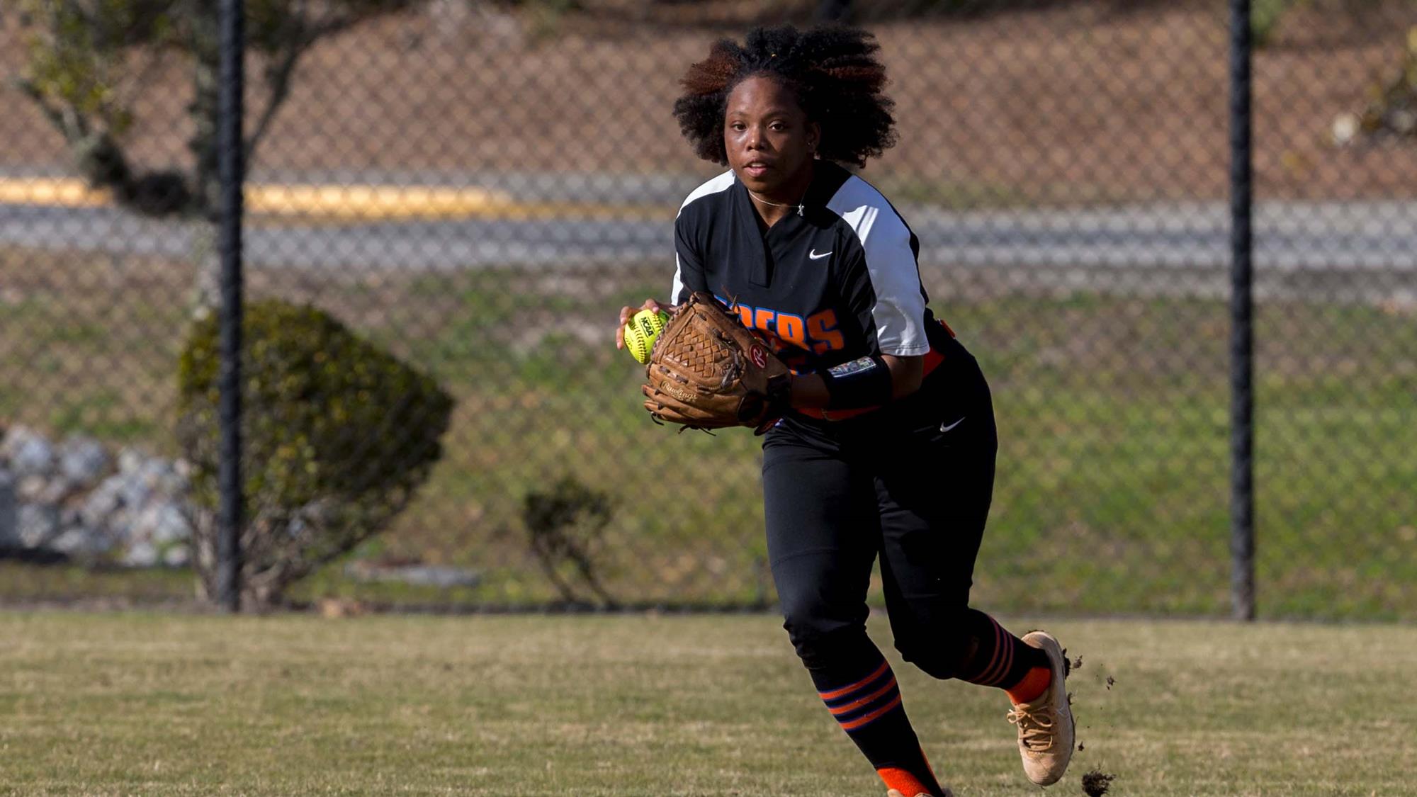 Jalexia Wright - Softball - Savannah State University Athletics