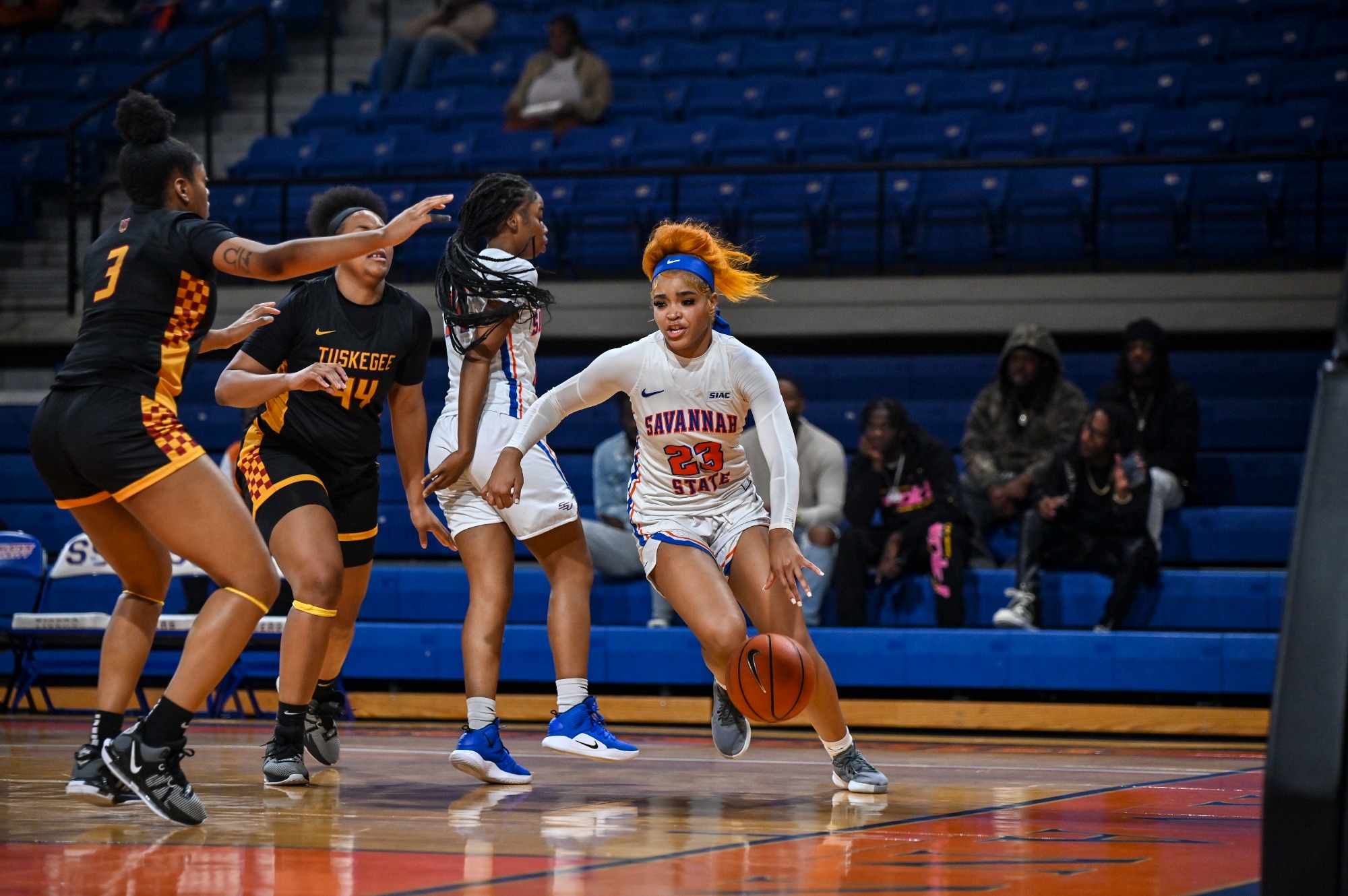 Lady Tigers Beat LeMoyne-Owen On Buzzer Beater - Savannah State ...