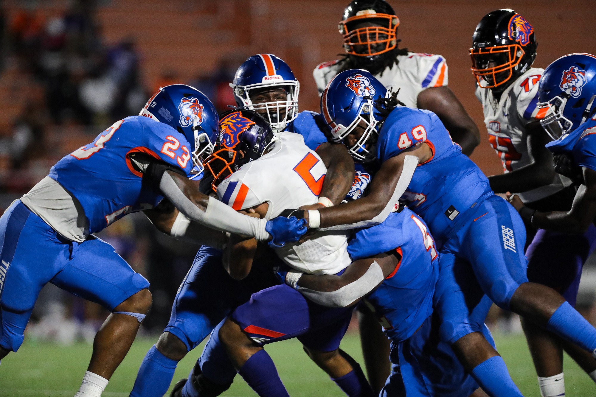 SSU falls short to Edward Waters, 26-25 - Savannah State University ...