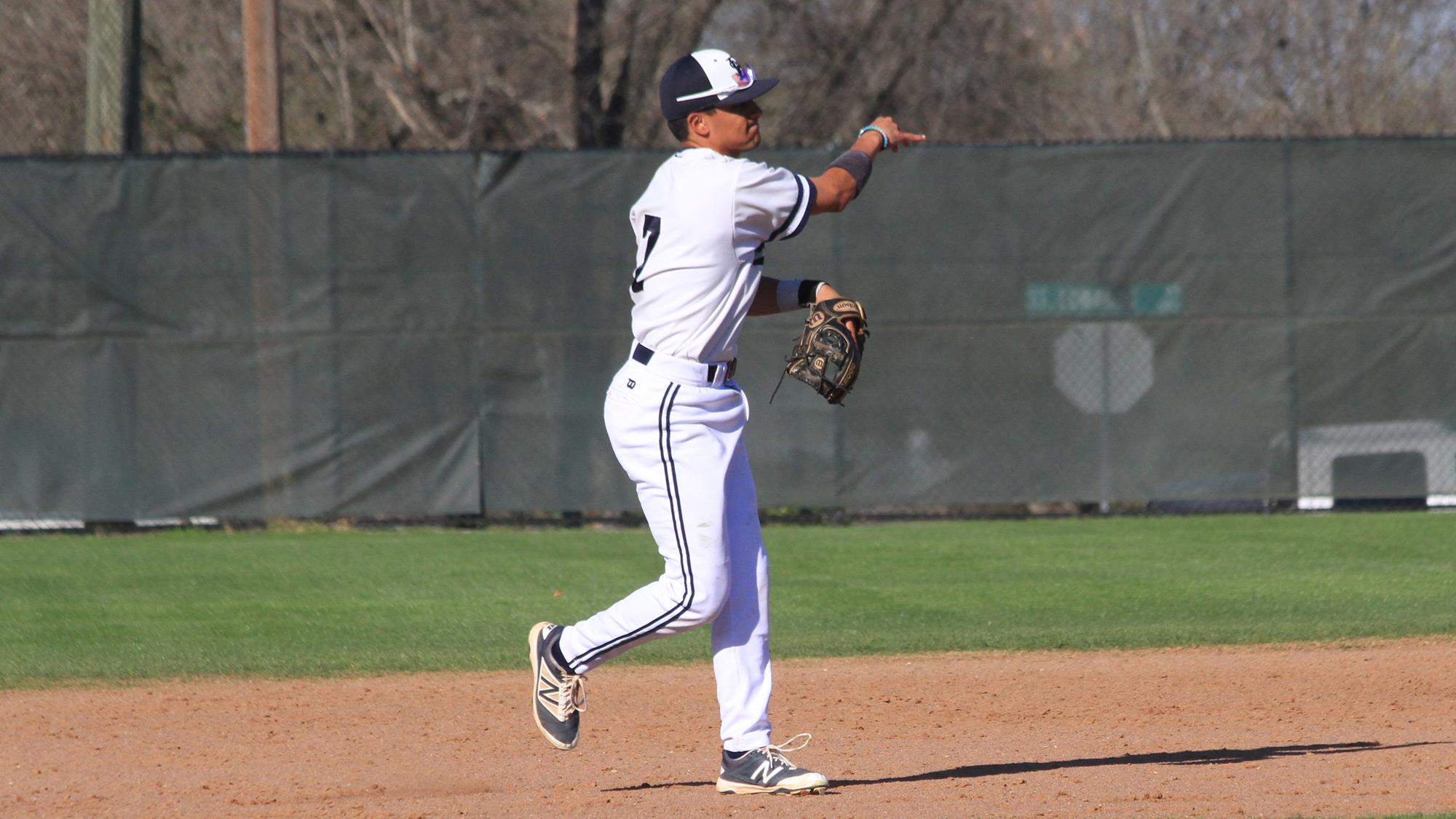 Derek Ramos - Baseball - St. Edward's University Athletics