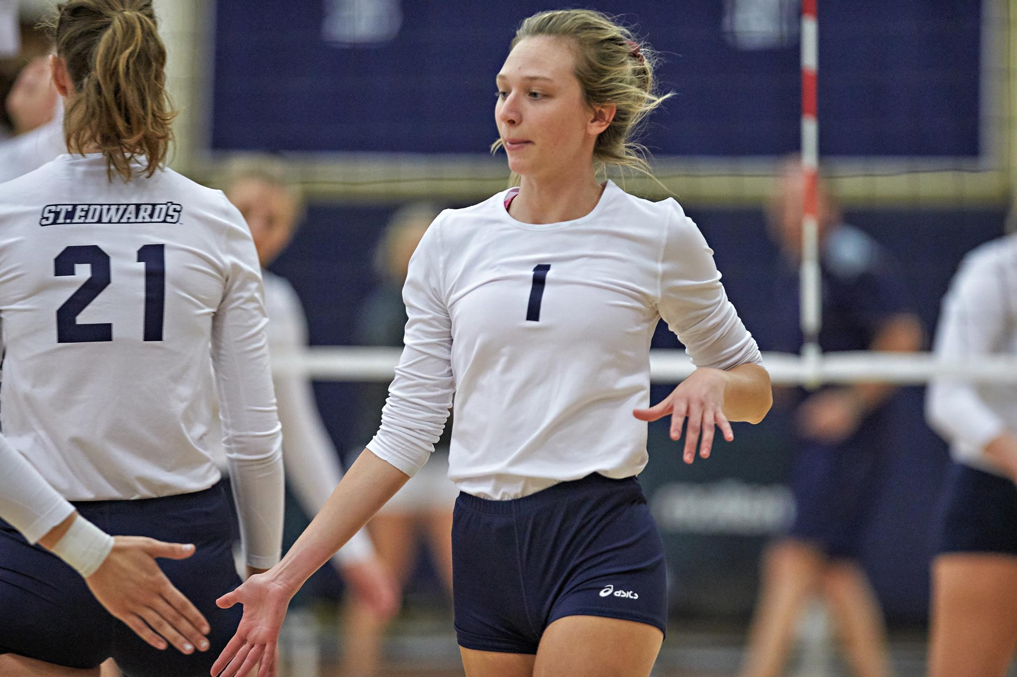 Laura Doocy - Women's Volleyball - St. Edward's University Athletics