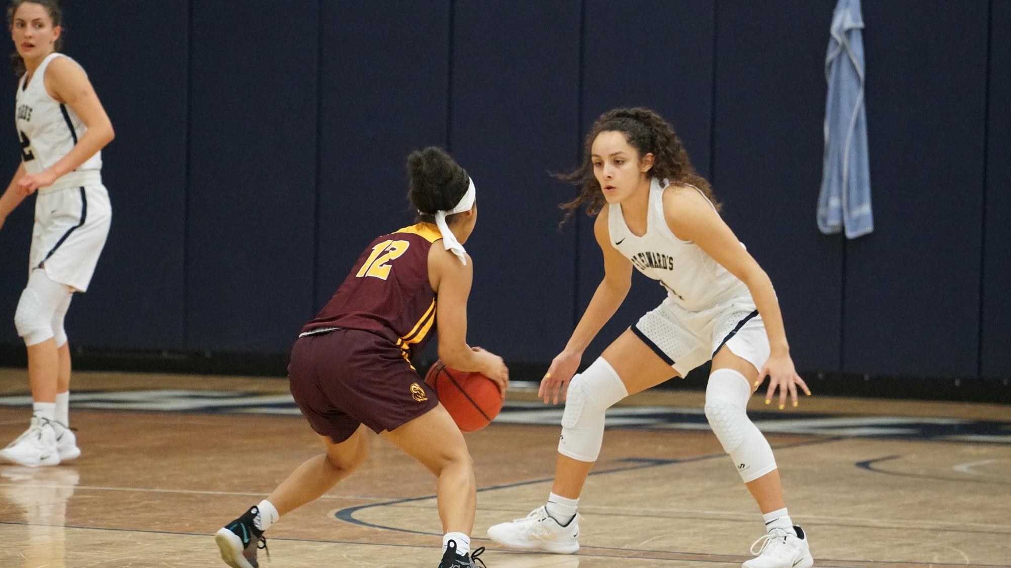 Gabriela Bosquez - Women's Basketball - St. Edward's University Athletics