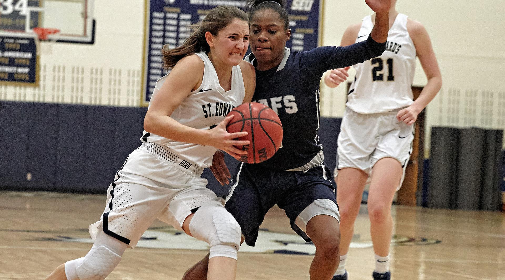 Lexi Cunningham - Women's Basketball - St. Edward's University Athletics