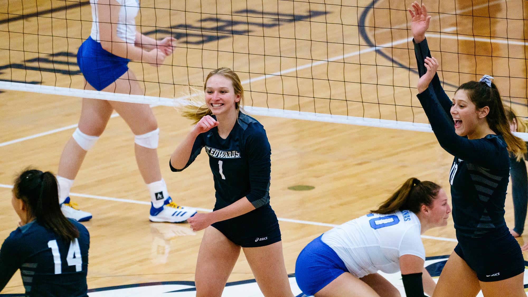 Laura Doocy - Women's Volleyball - St. Edward's University Athletics