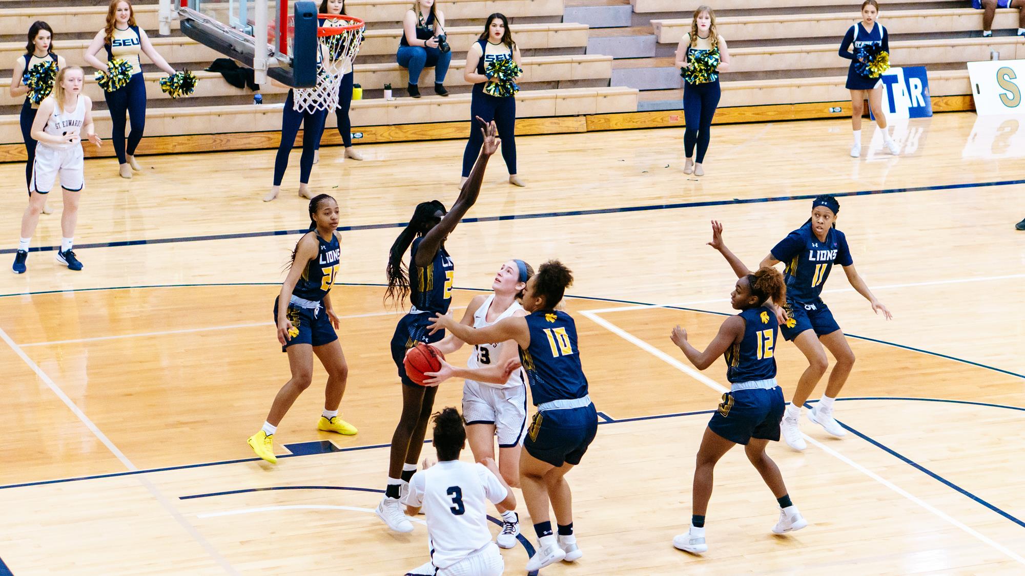 Sammie Dufek - Women's Basketball - St. Edward's University Athletics