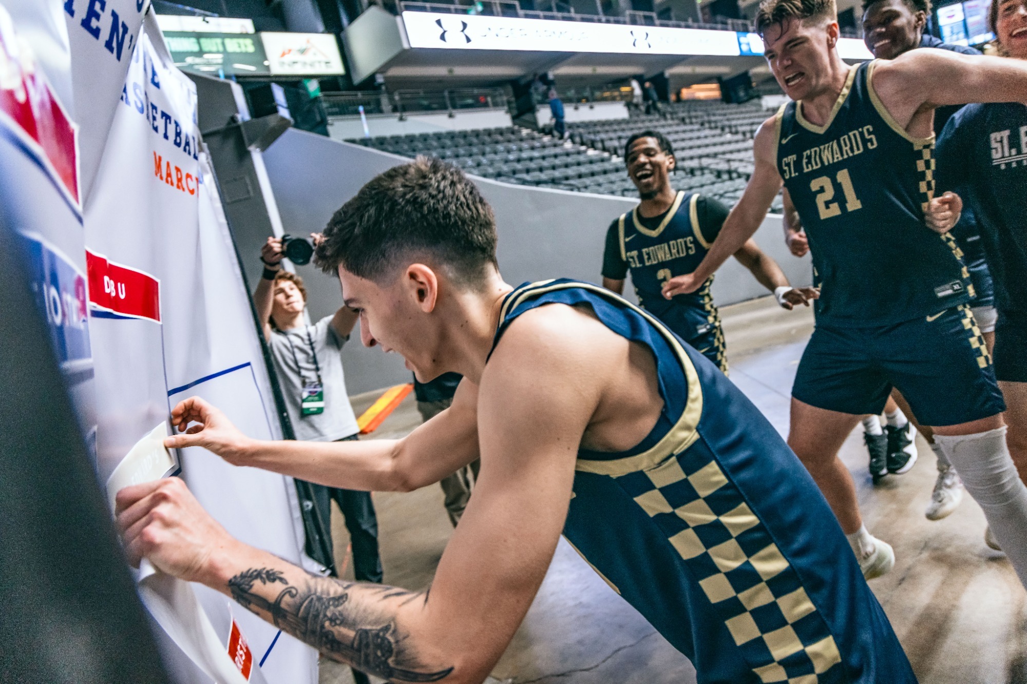 Gavino Ramos Wins SEU Athletics Men's Outstanding Senior Award - St ...