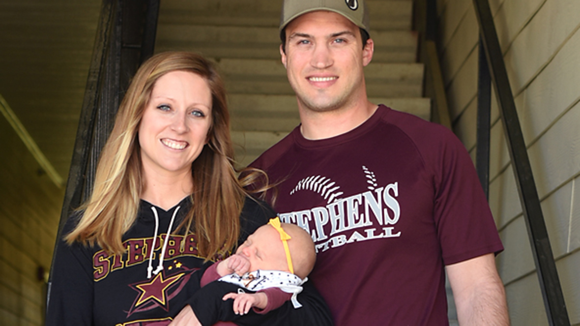 Kingsolver speaks on giving birth amid canceled season - Stephens College