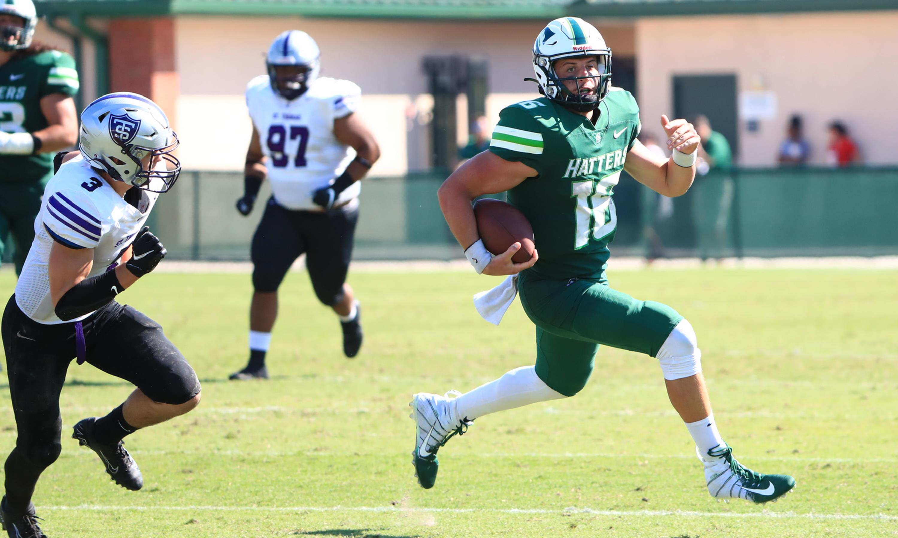Hatters Fall to St. Thomas 38-7 - Stetson University Athletics