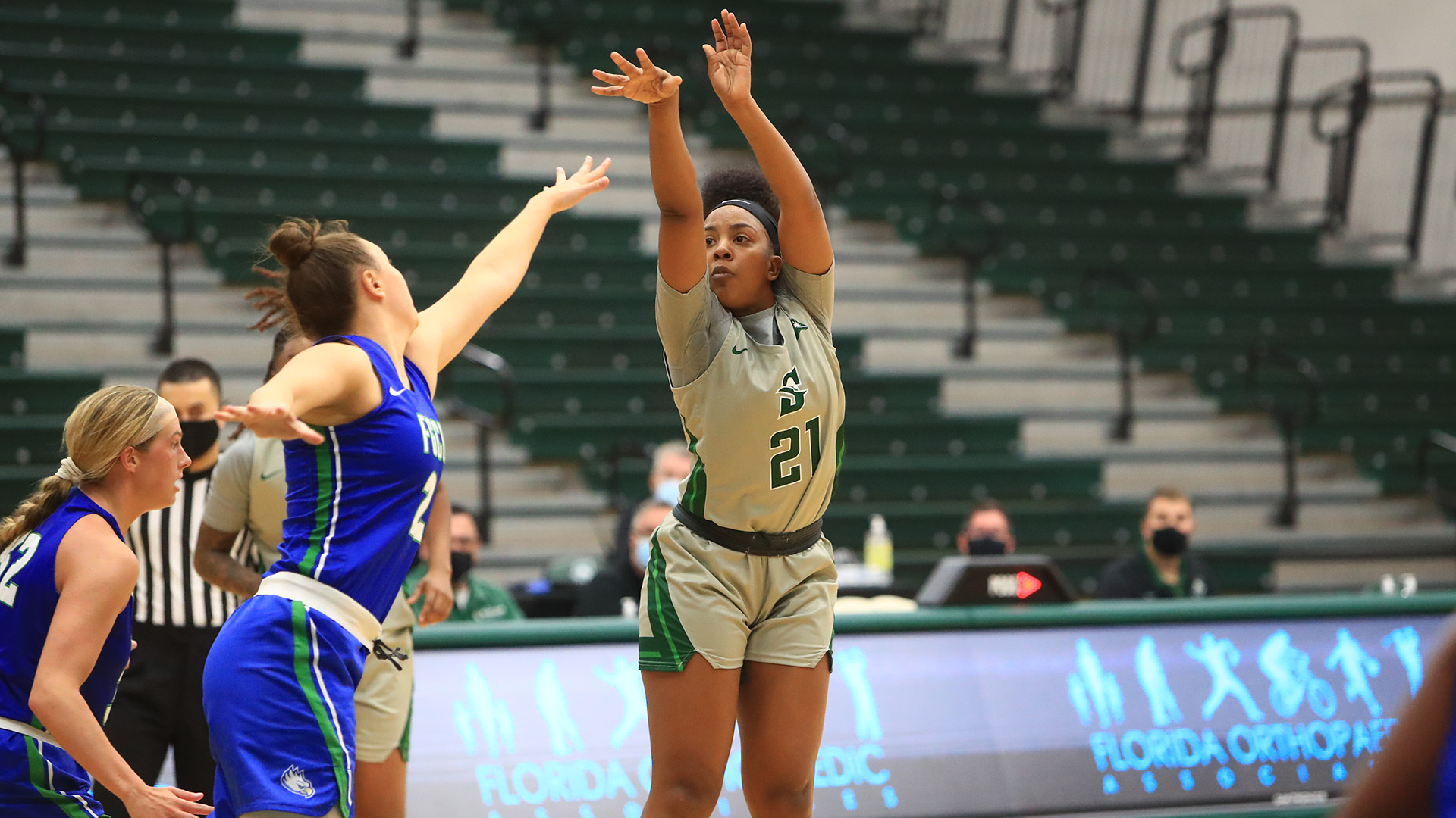 Alyssa Derrick - Women's Basketball - Stetson University Athletics
