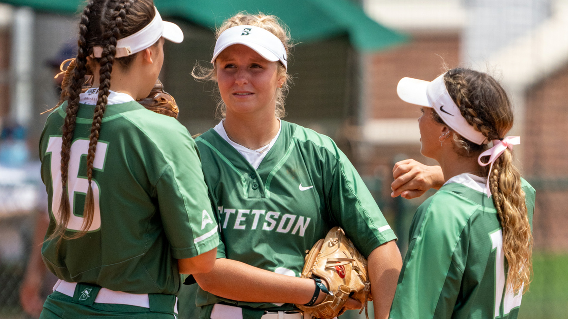 Lauren Hobbs - Softball - Stetson University Athletics