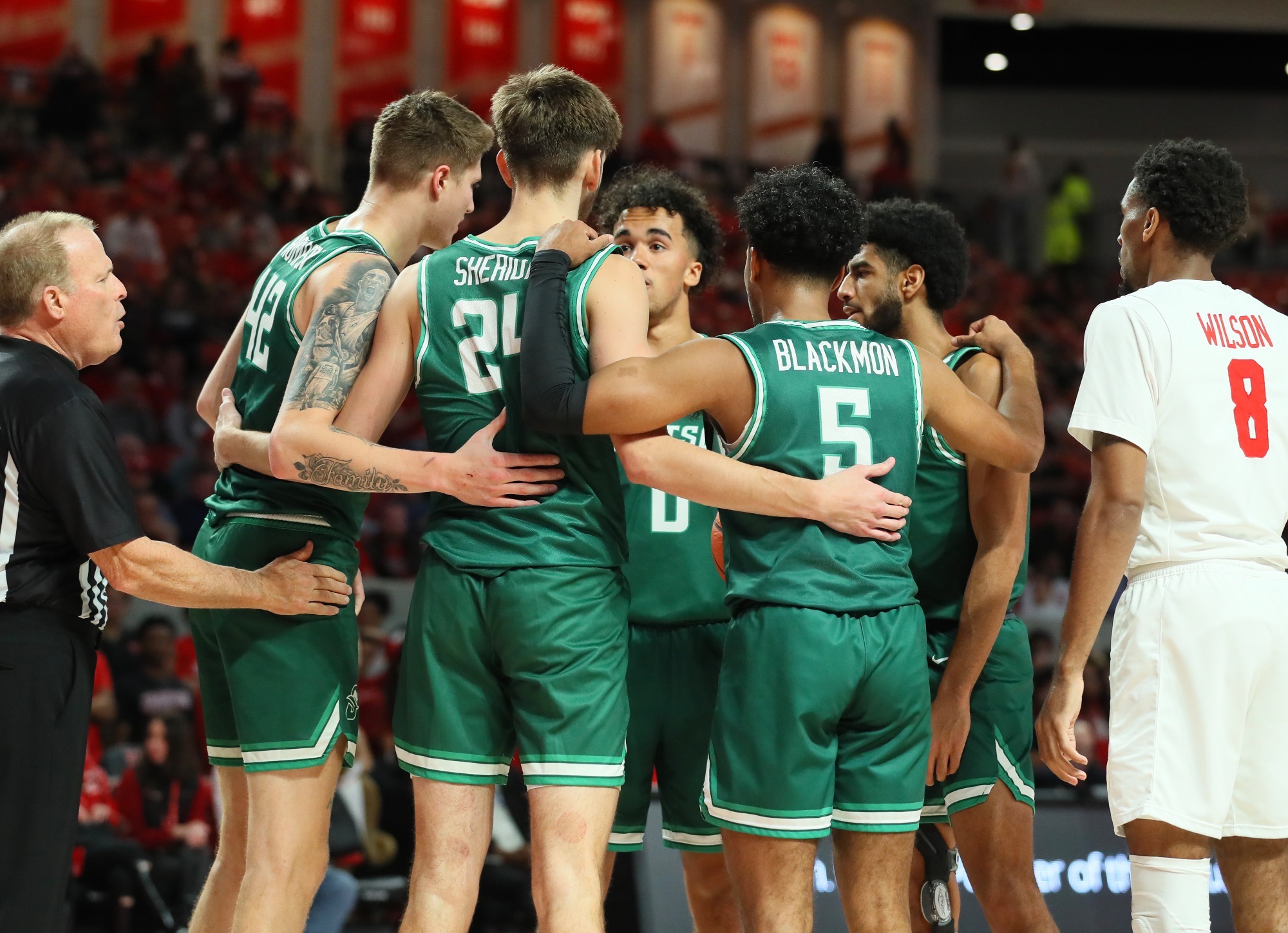 Hatters Plagued by Turnovers Against #6 Houston - Stetson University ...