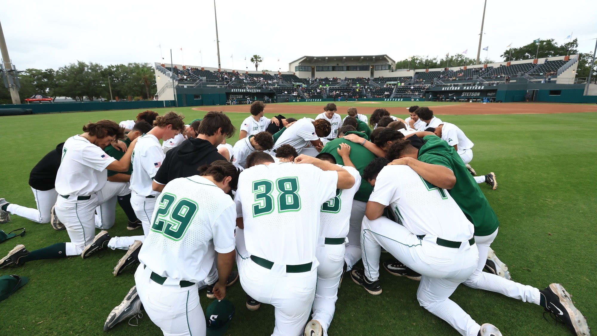 Hatters Fall to Knights in Walk-Off Fashion - Stetson University Athletics