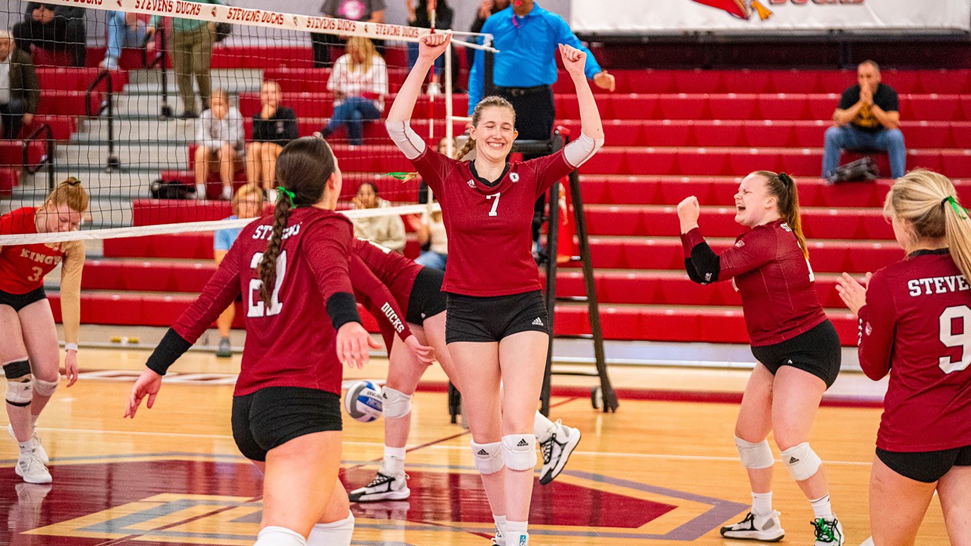 Women’s Volleyball Sweeps King’s for Seventh Straight Win - Stevens ...