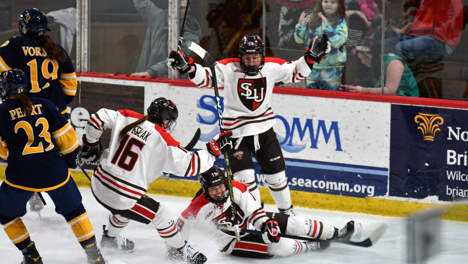 Snow Tallies Three Points, Saints Stun No. 7/6 Quinnipiac - St ...