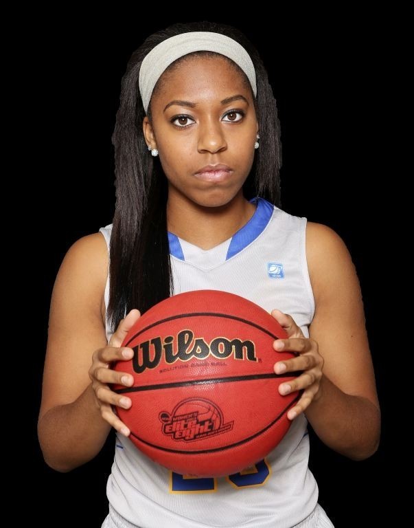 Kyra Littlejohn - Women's Basketball - St. Mary's University Athletics