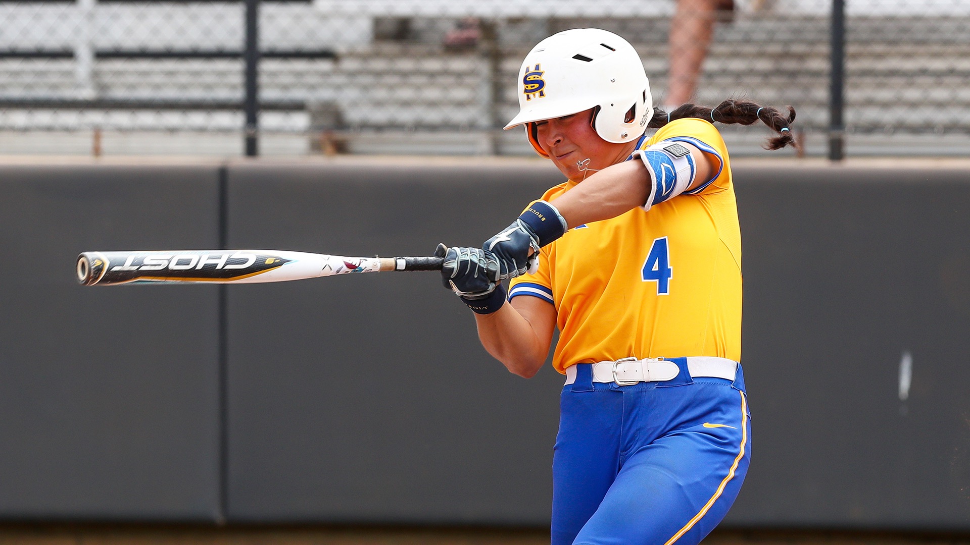 Reba Reyes - Softball - St. Mary's University Athletics