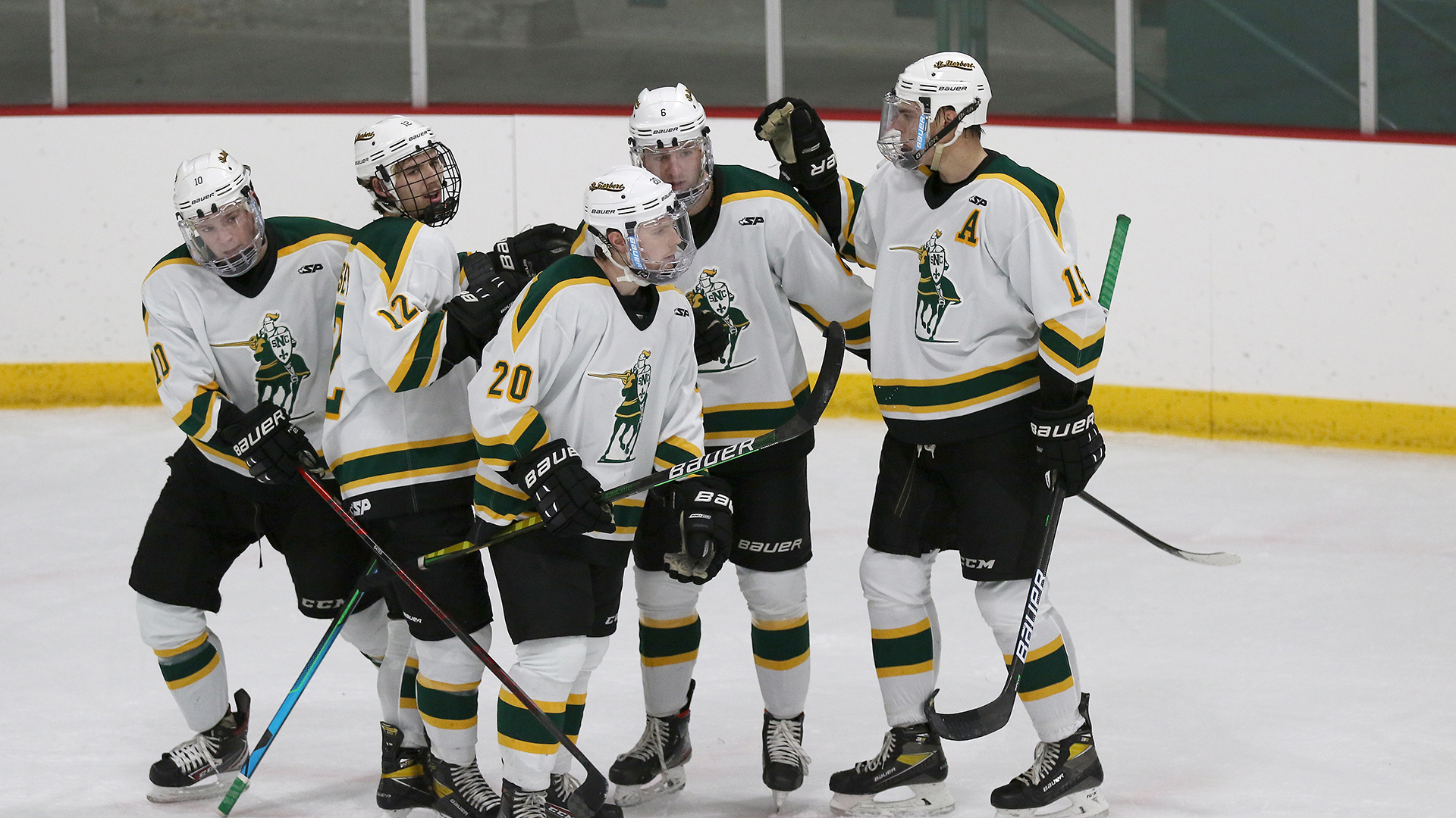Green Knights Survive Wild Third Period to Advance - St. Norbert College