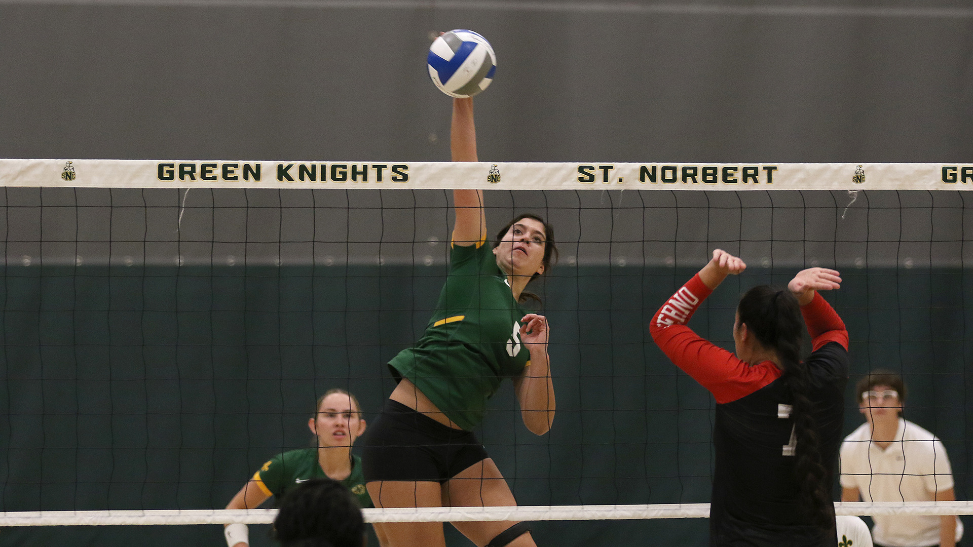 St. Norbert Outlasts Lakeland In Key Win - St. Norbert College
