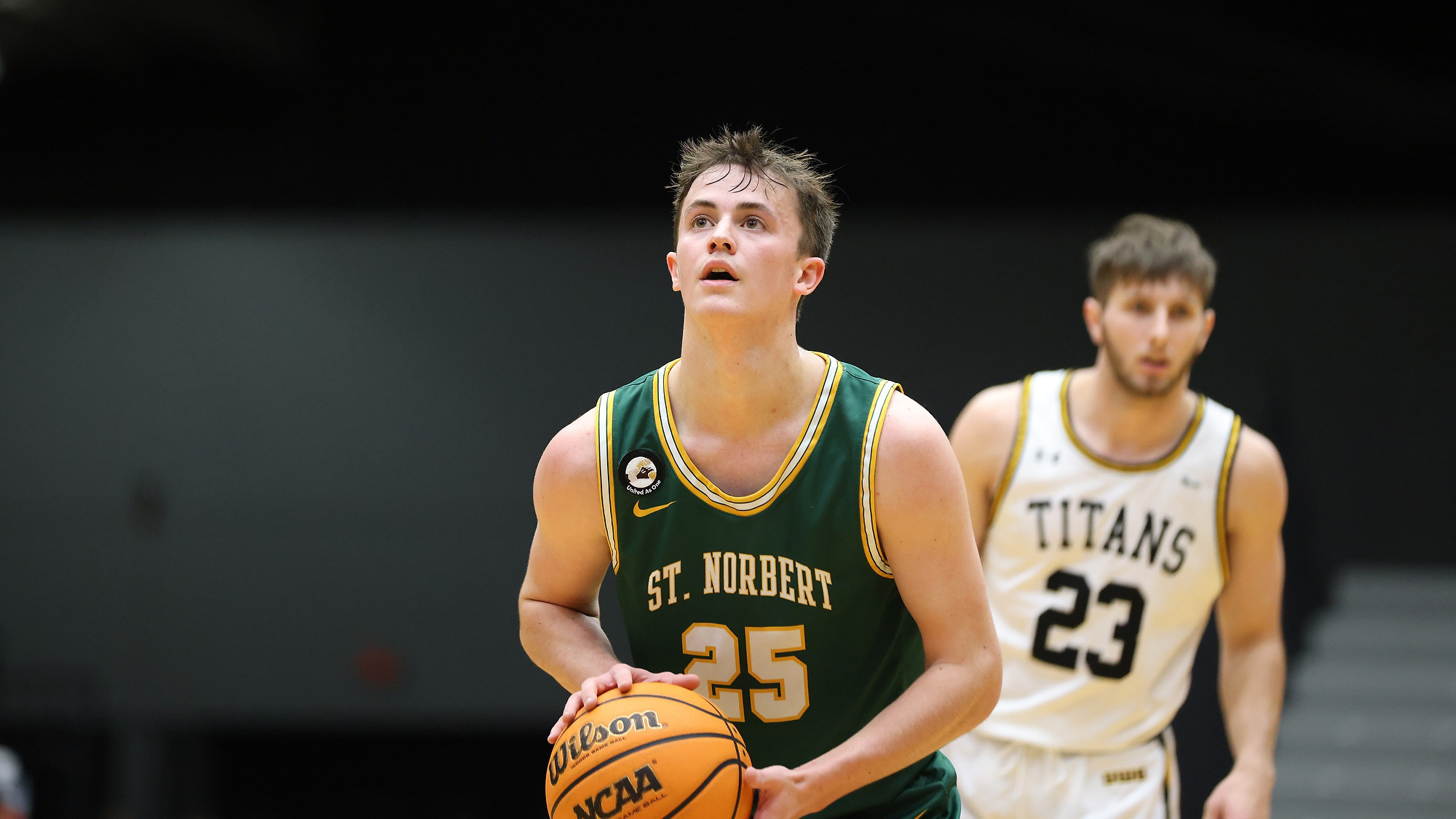 St. Norbert Survives Tale of Two Halves at UW-Oshkosh - St. Norbert College