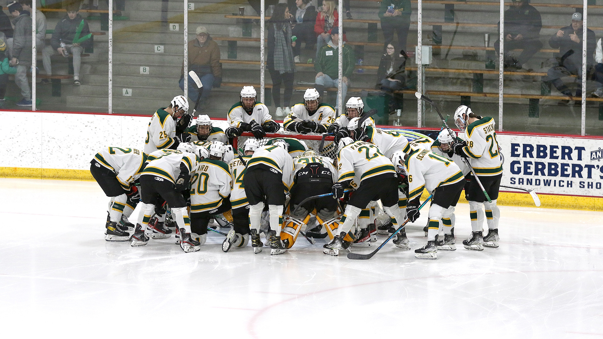 Green Knights Fall In NCHA Semifinals - St. Norbert College
