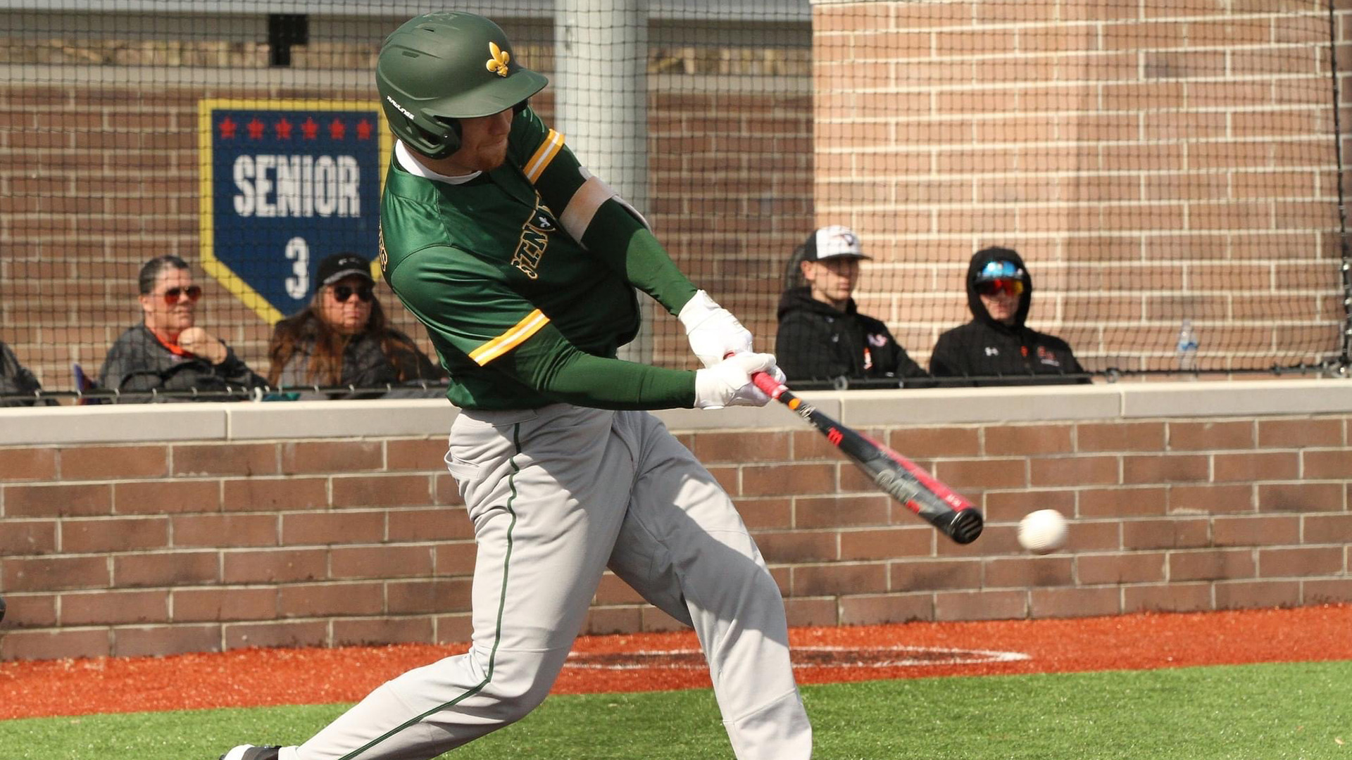 Reinhardt's Walk-Off Homer Lifts St. Norbert To Split - St. Norbert College