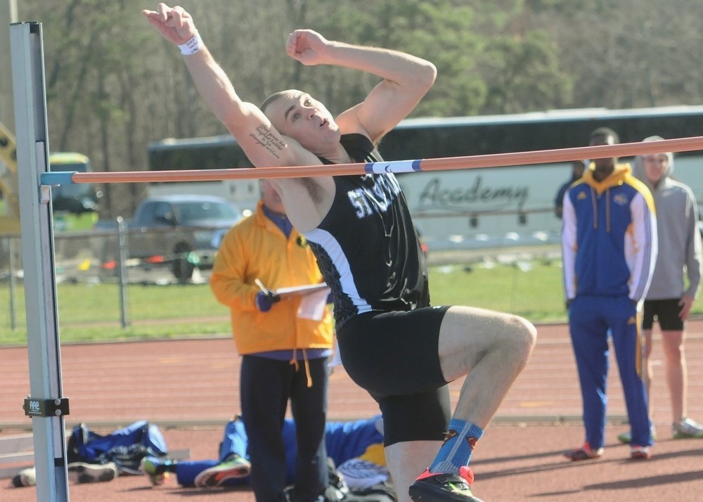 Gary Crowe - Men's Track & Field - Stockton University Athletics