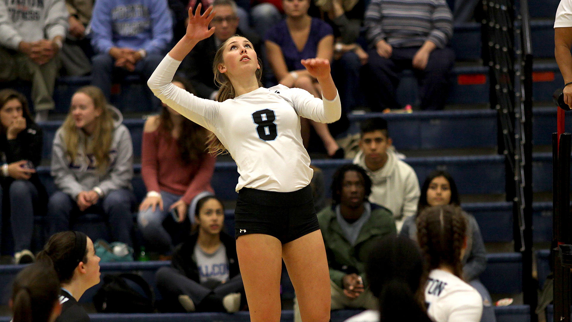Charlotte Leon - Volleyball - Stockton University Athletics