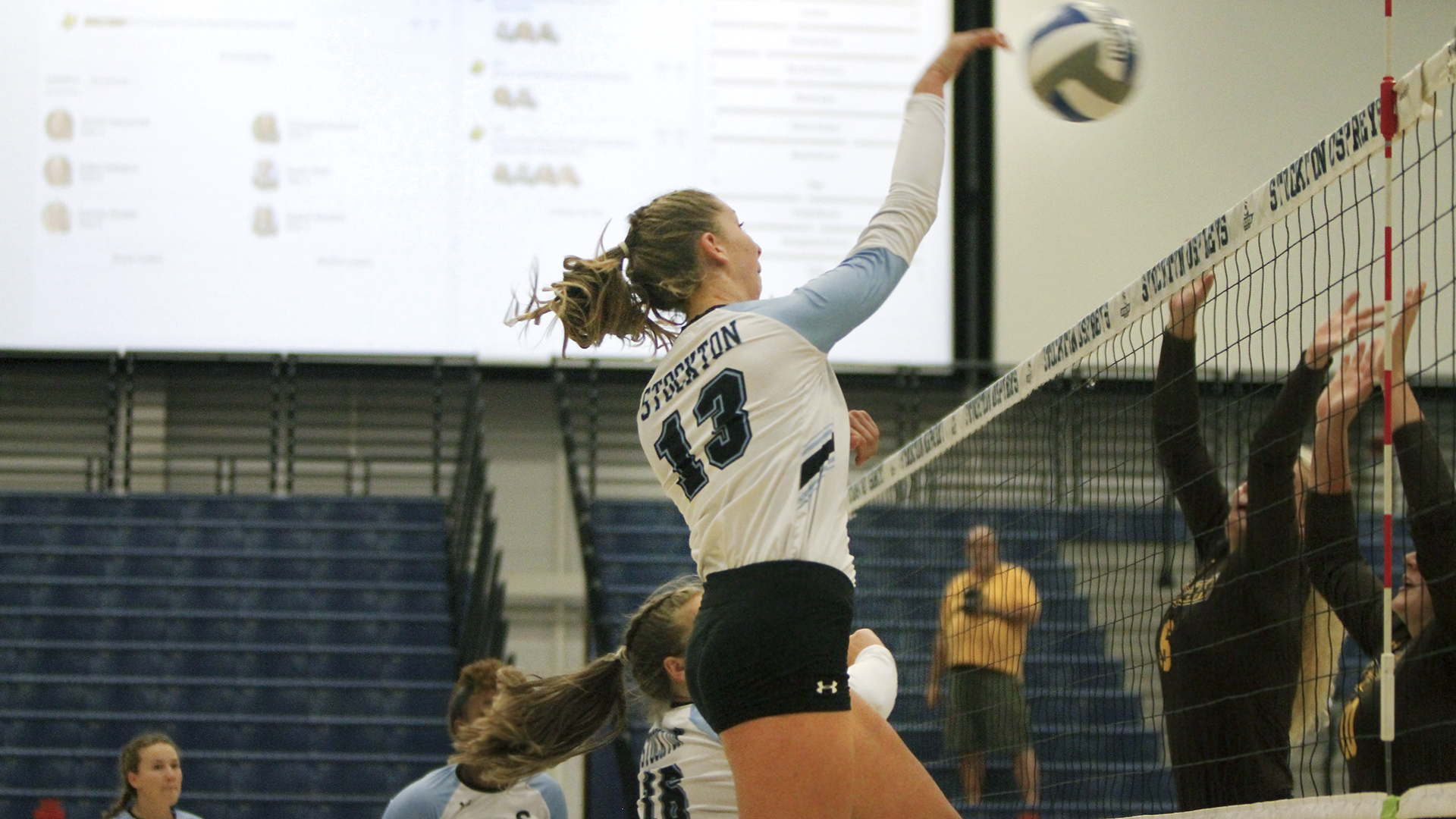 Charlotte Leon - Volleyball - Stockton University Athletics