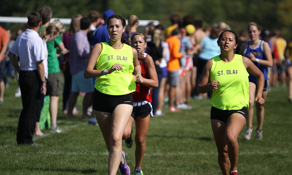 Sarah Simonson - Women's Cross Country - St. Olaf College Athletics