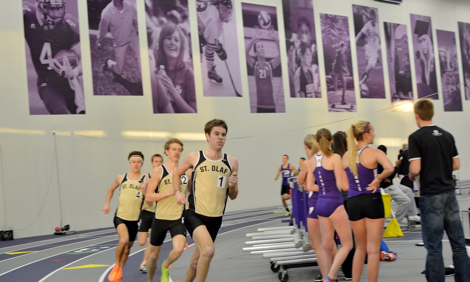 Paul Escher - Men's Track and Field - St. Olaf College Athletics
