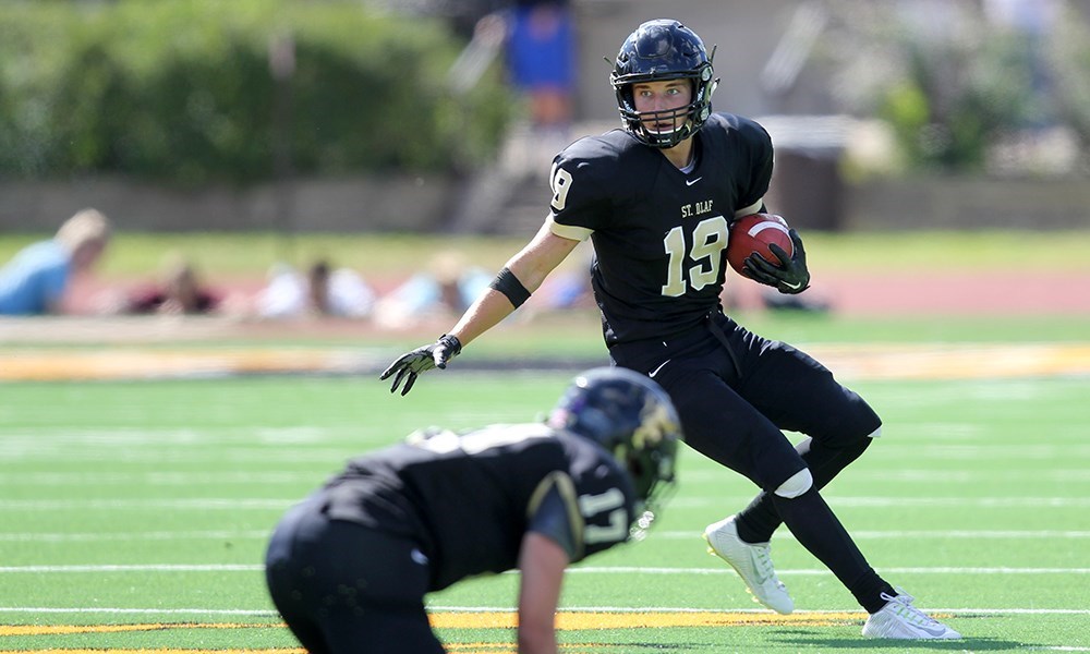 Connor Henderson - Football - St. Olaf College Athletics