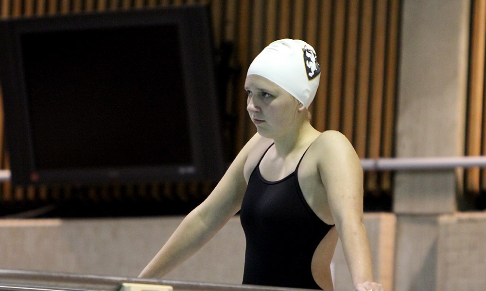 Lauren Kroschel - Women's Swimming and Diving - St. Olaf College Athletics