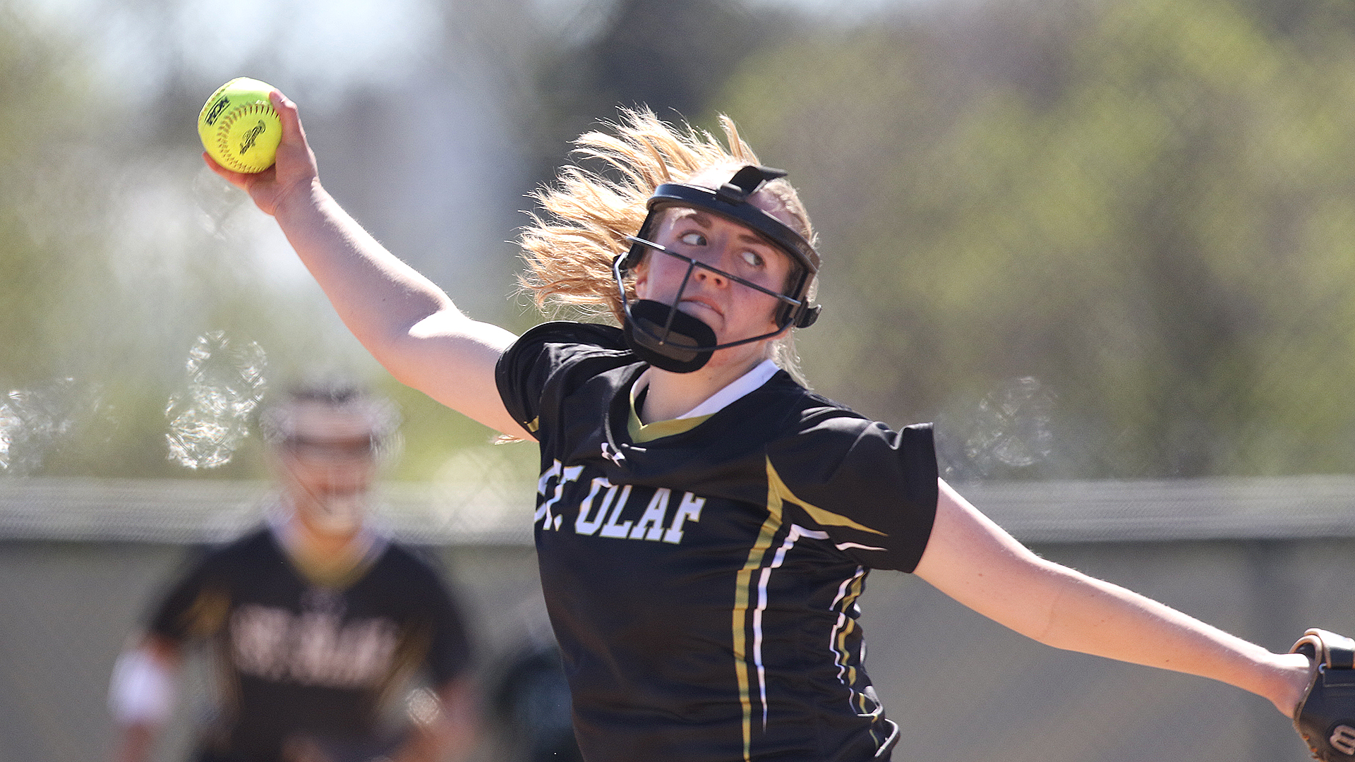 Oles advance: Graf's no-hit, 15-strikeout performance leads to 1-0 win ...