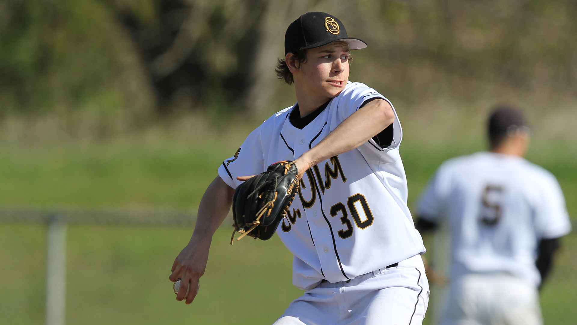 Baseball: Oles get a pair of 4-1 victories over Mules in doubleheader ...