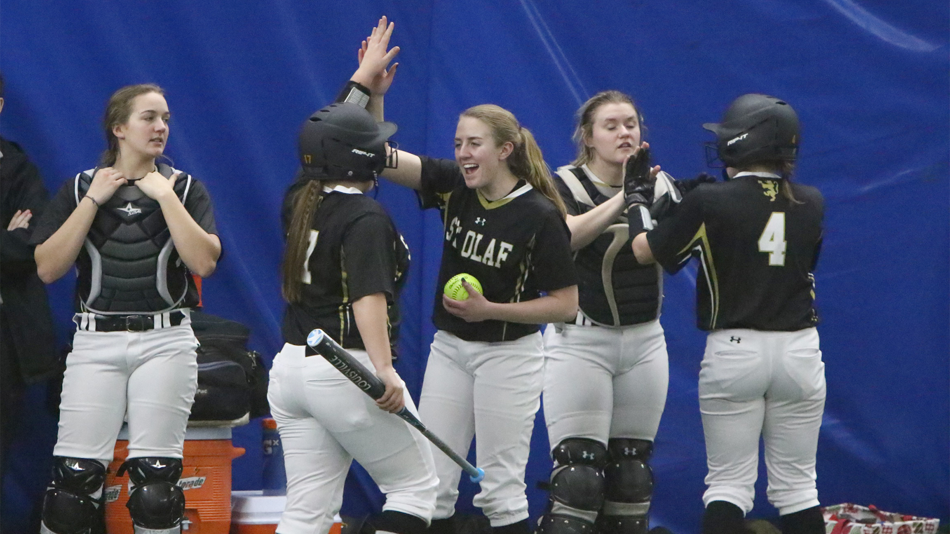 Softball pounds 26 hits in two wins to conclude ACM Tournament - St ...