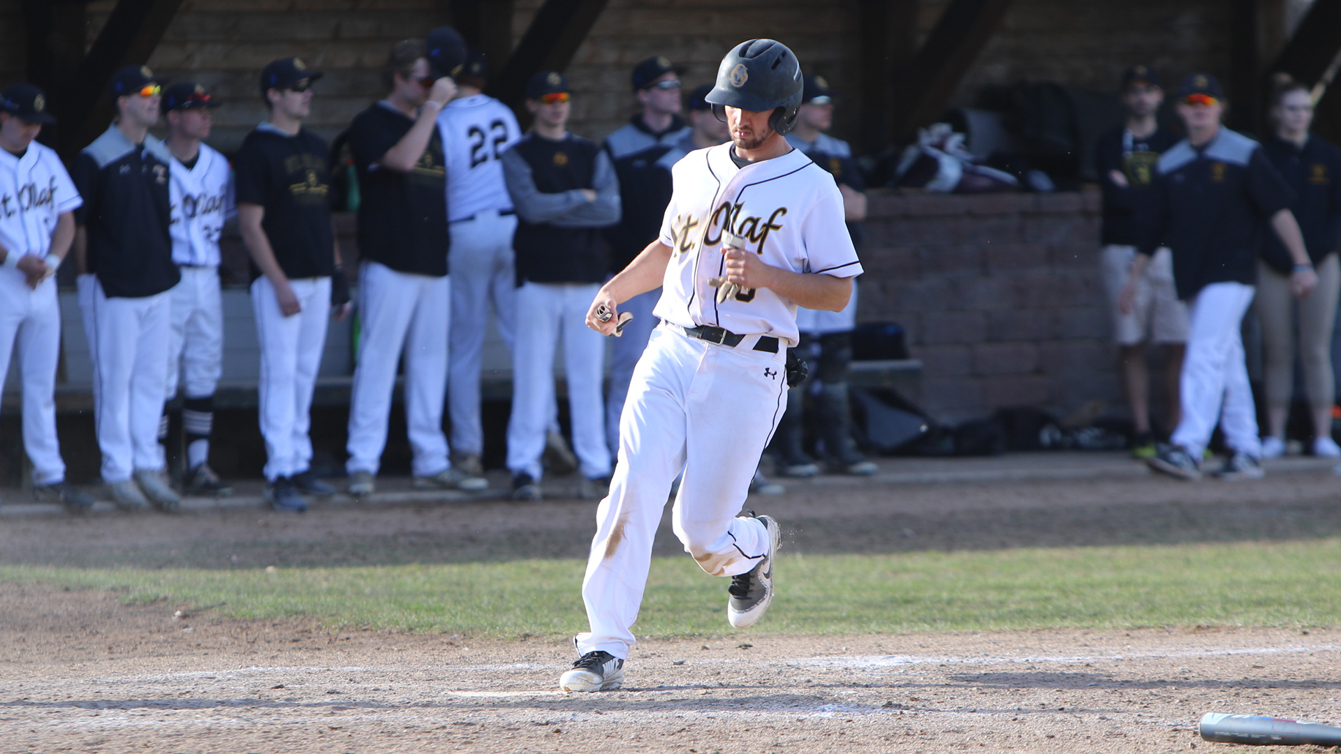 Jake Ossell - Baseball - St. Olaf College Athletics