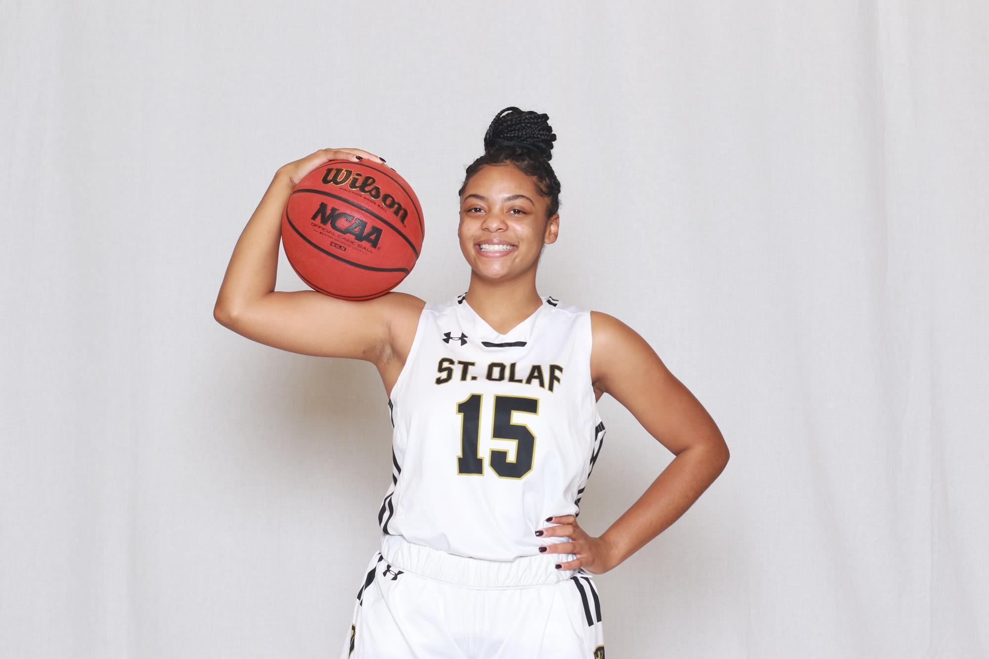 K'Lynn Lewis - Women's Basketball - St. Olaf College Athletics