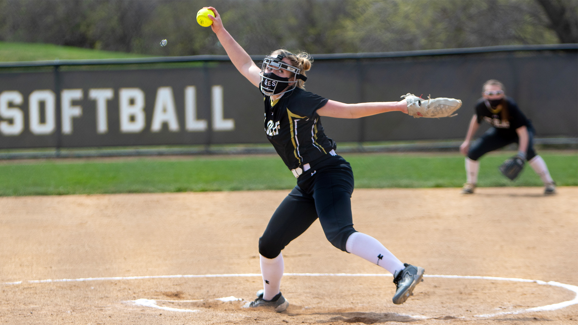 Julie Graf - Softball - St. Olaf College Athletics
