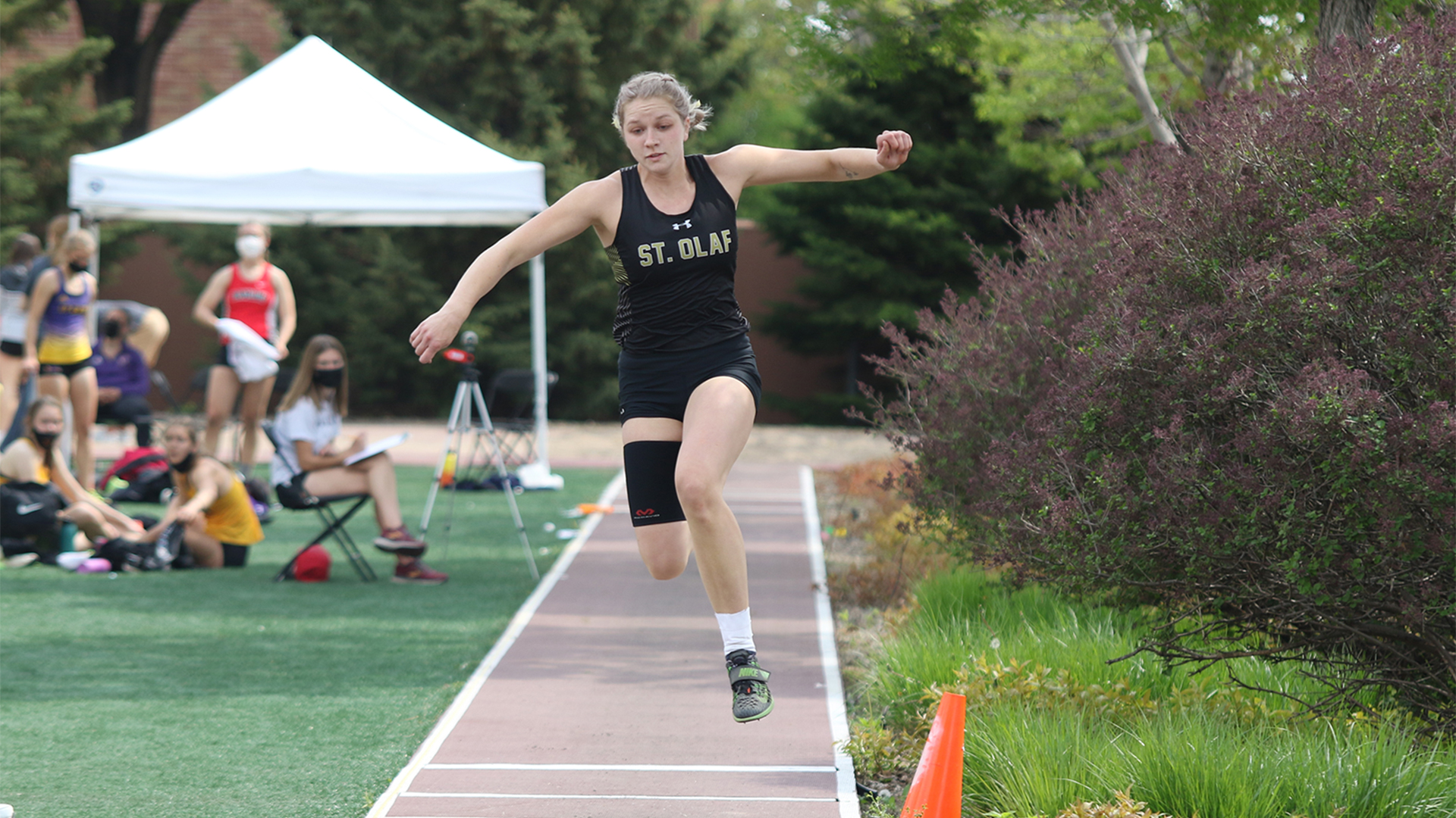 Paige Woldt - Women's Track and Field - St. Olaf College Athletics
