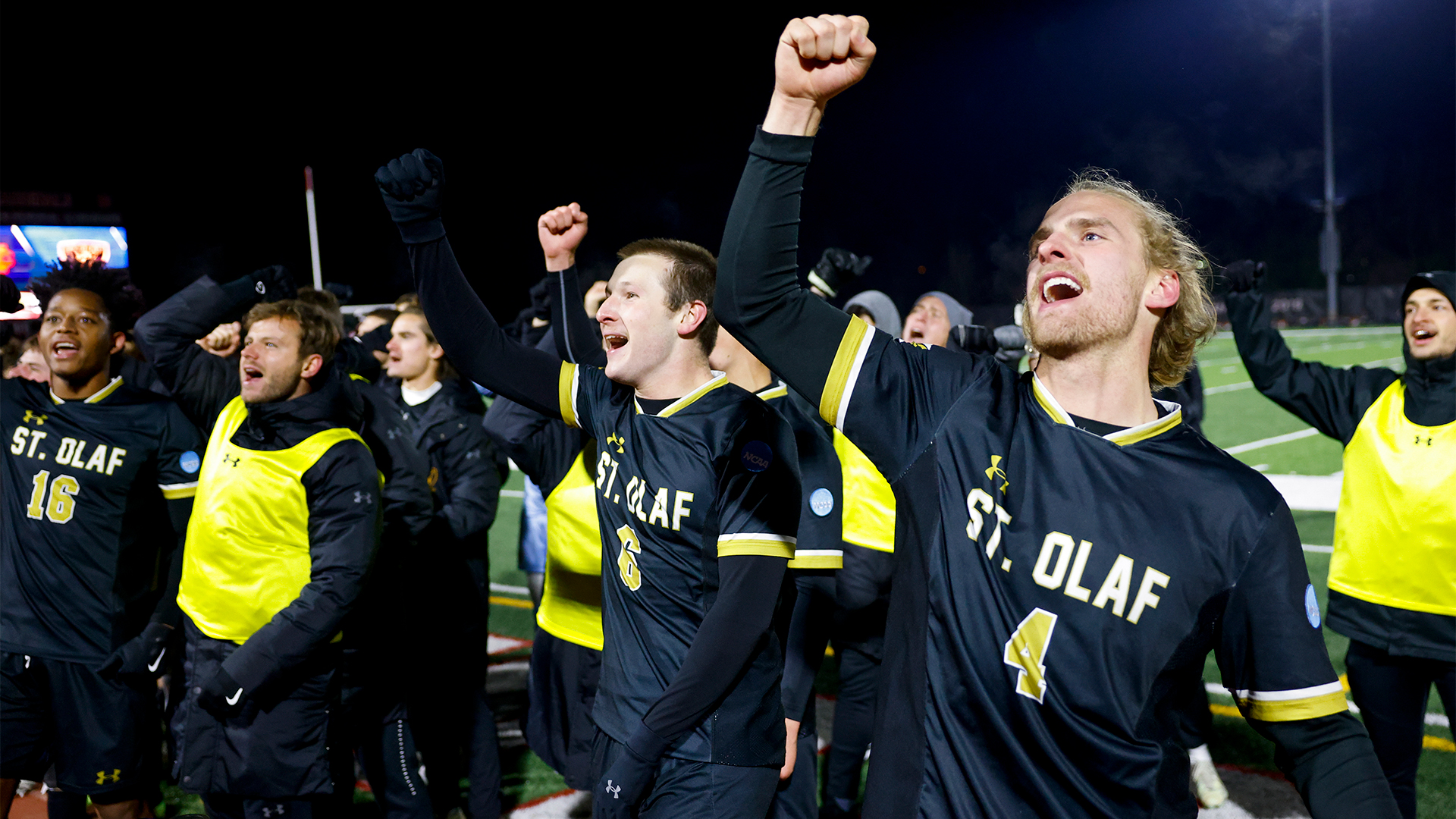 Zac Harvey-Latham - Men's Soccer - St. Olaf College Athletics