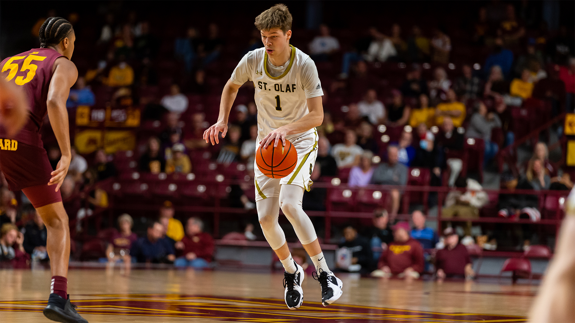 Connor Martin - Men's Basketball - St. Olaf College Athletics