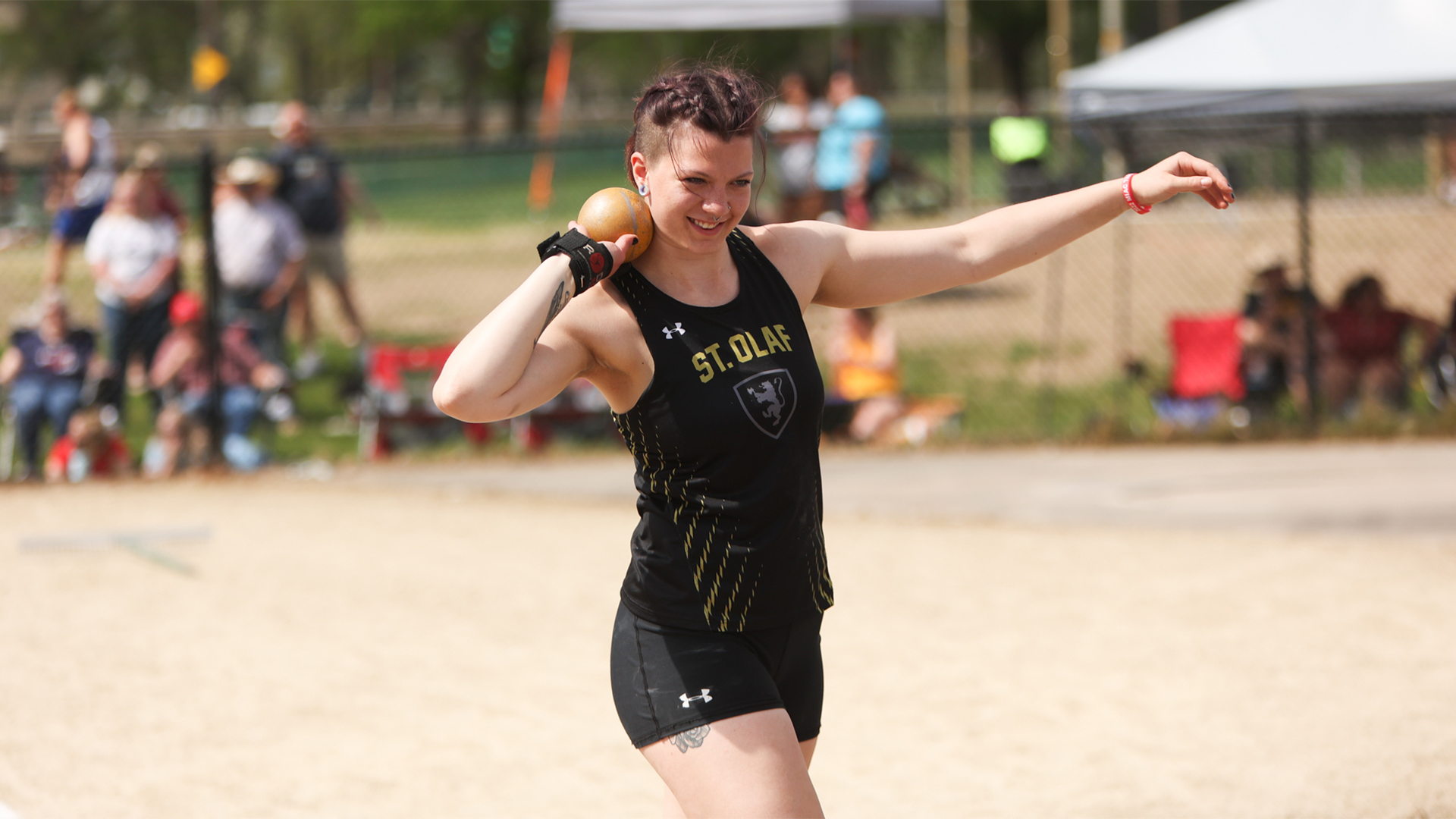 Aleah Keske - Women's Track and Field - St. Olaf College Athletics