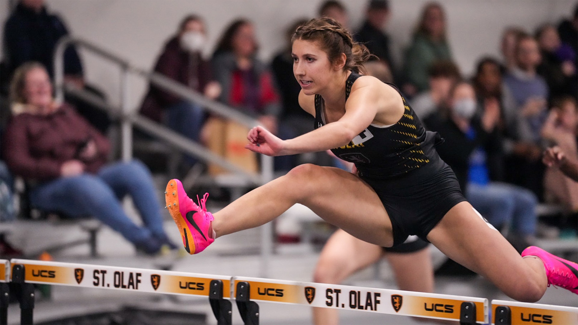 Riki Poore - Women's Track and Field - St. Olaf College Athletics