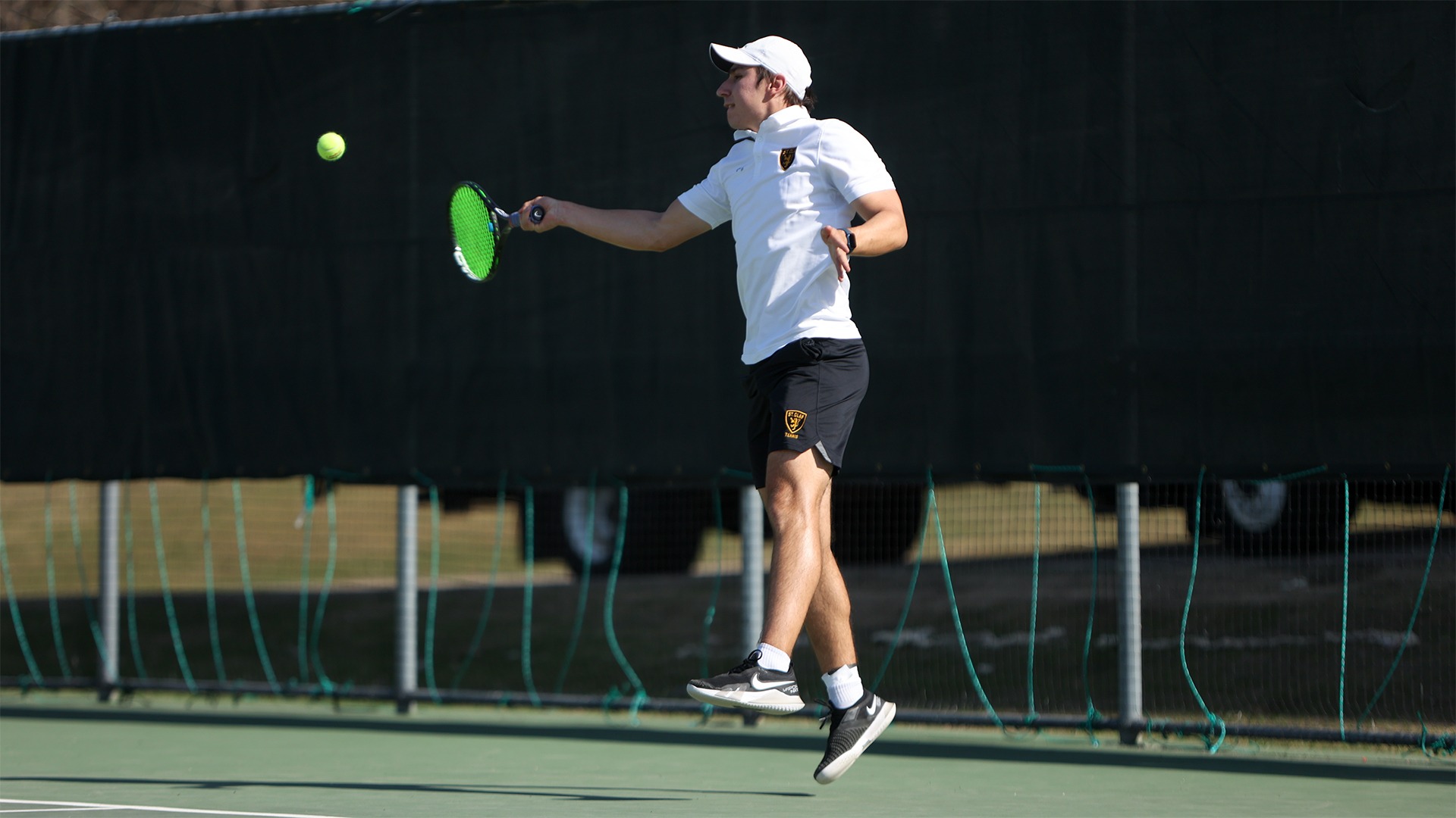 Scots edge men's tennis in season finale - St. Olaf College Athletics
