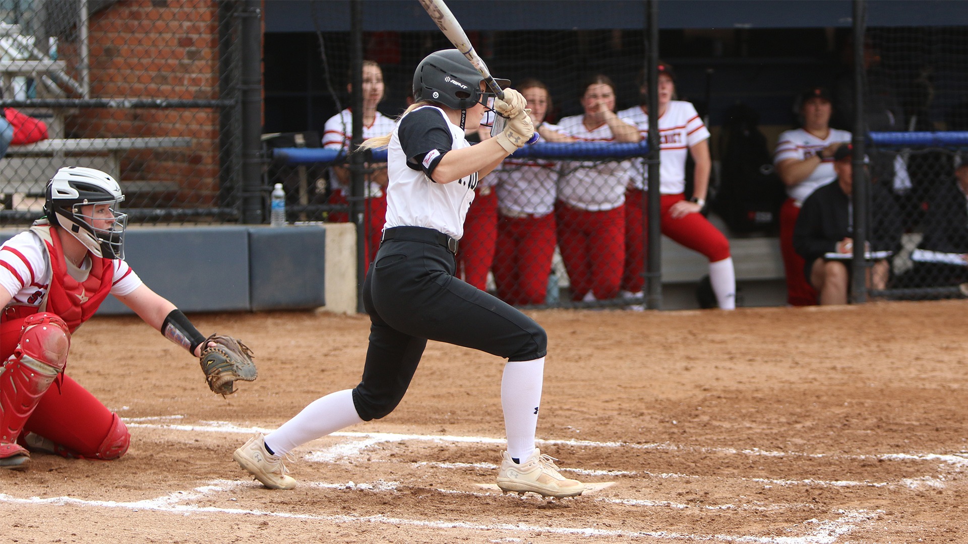 Katie Weisheit - Softball - St. Olaf College Athletics
