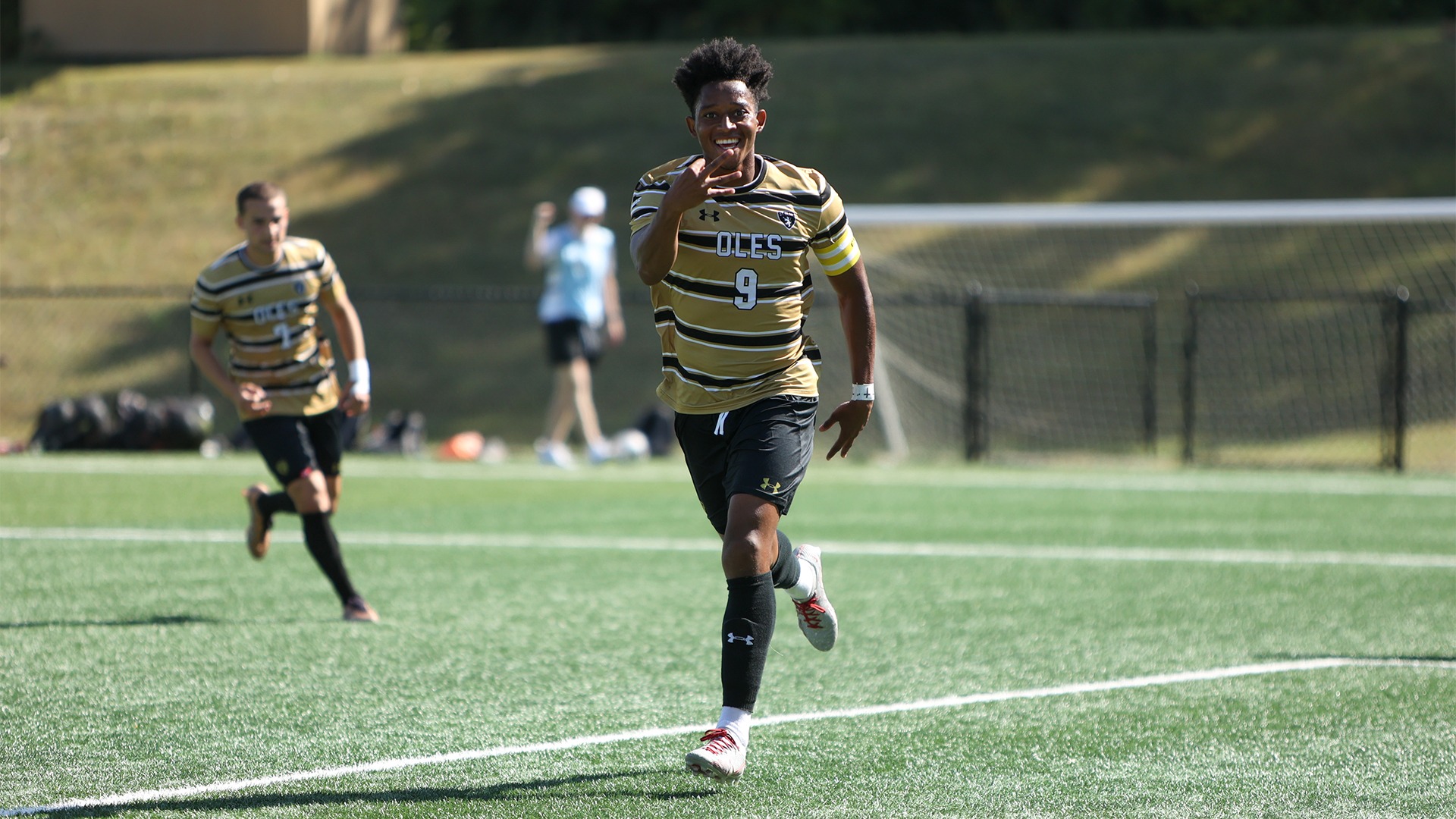 Hakeem Morgan - Men's Soccer - St. Olaf College Athletics